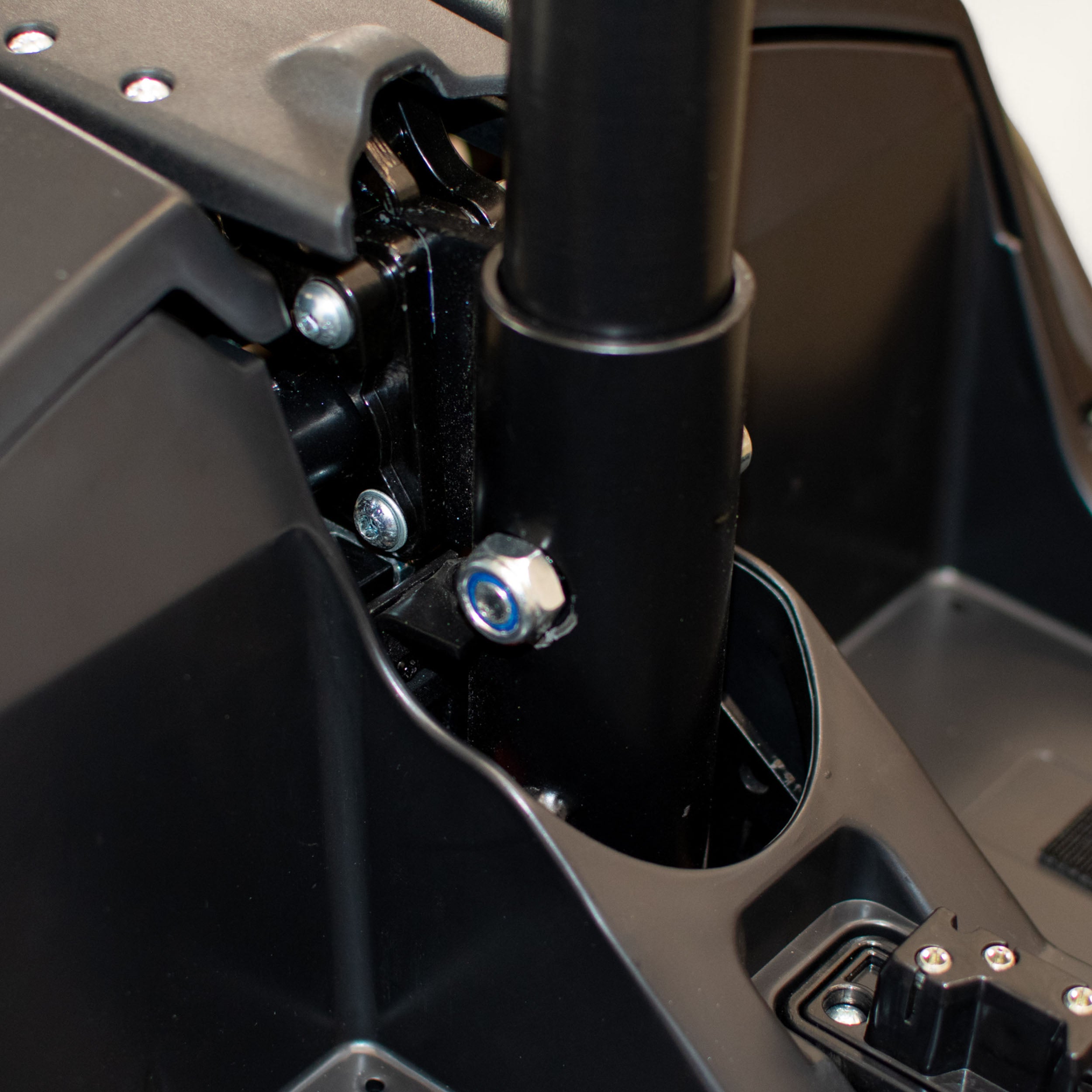 The Errand Pro - Full Suspension Long Range Easy Split Boot Scooter wi ...